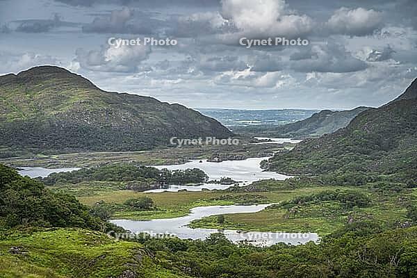 Irish iconic viewpoint, Ladies View, closeup on lakes, green valley and ...